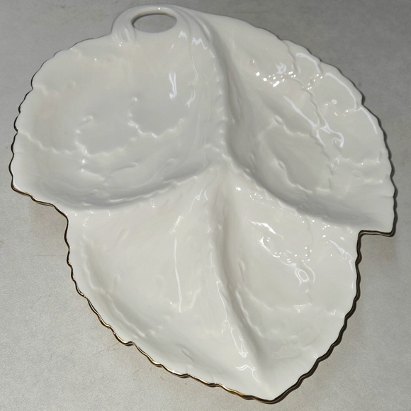 Kitchen | Home Beautiful Vermeil Japan Bone China Gold Edged Leaf Dish ...